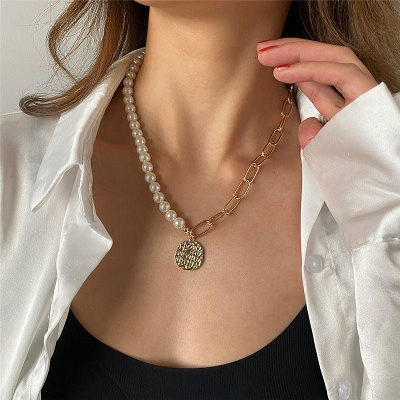 Half Pearls Necklace – modeandbeyond